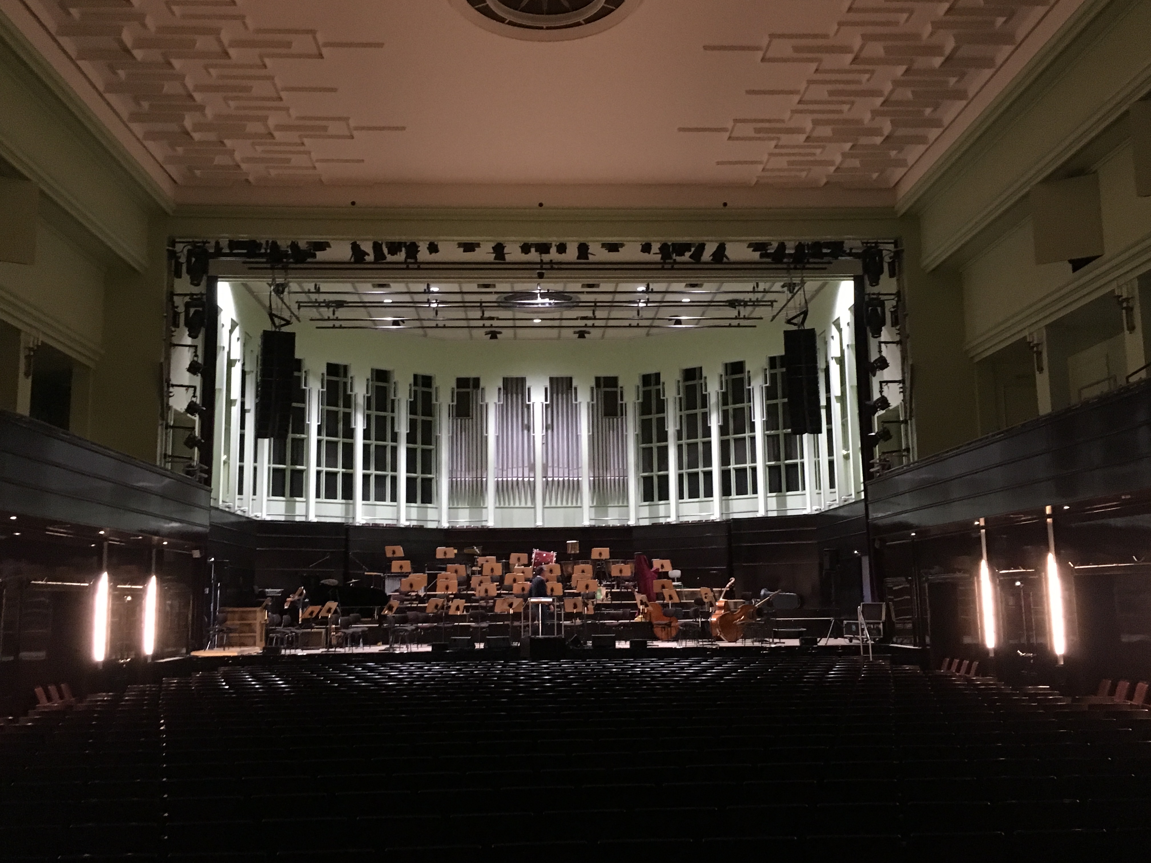 Bremer Philharmoniker / Nabil Shehata / Helen Schneider – Jo Ambros